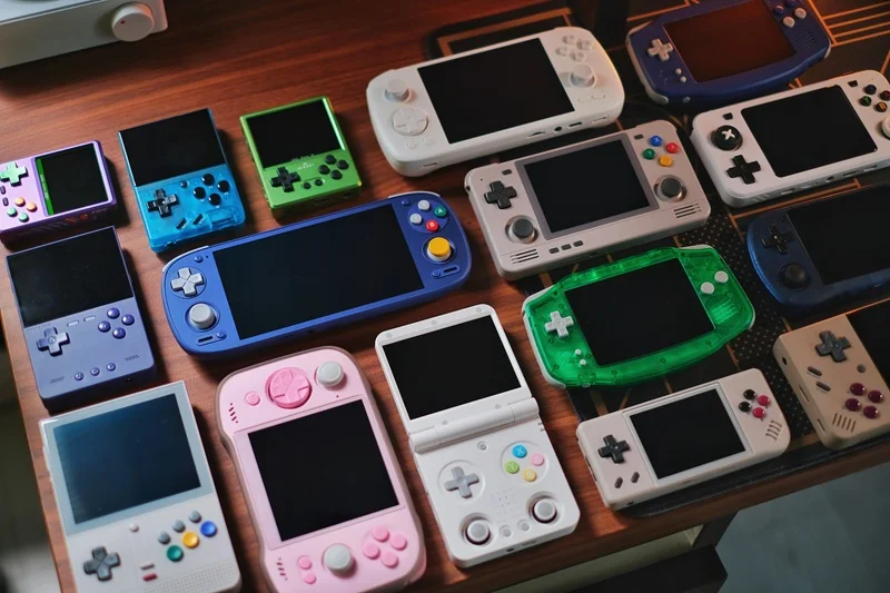 5 Best Retro Handheld Consoles to Buy in 2026